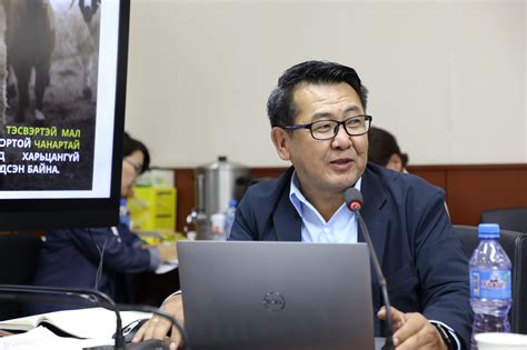 Байгаль орчин аялал жуулчлалын салбарт хэрэгжиж буй төслүүдийн төлөөлөлтэй уулзлаа