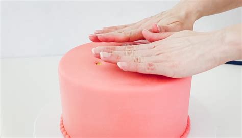 How To Stack A Cake I Scream For Buttercream