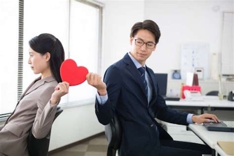 社内恋愛はあり？なし？どっち？人気投票ランキング中！