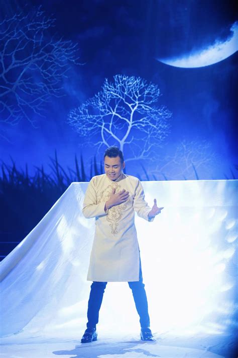 Quang Hà choáng trước giọng hát khủng của chàng ca sĩ điển trai