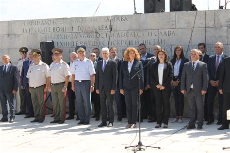 Официална част на Националното честване на 145 години от Шипченската епопея Gabrovo News