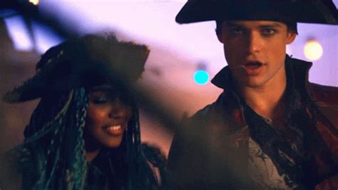 Descendants Disney Channel Gif Descendants Disney Channel Huma Discover Share Gifs