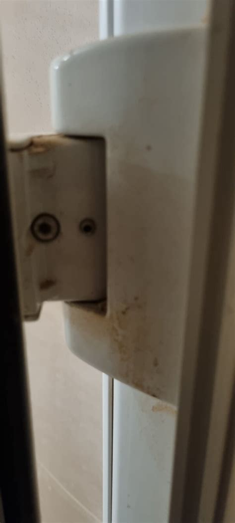 Identifying Adjusting UPVC Door Hinges DIYnot Forums
