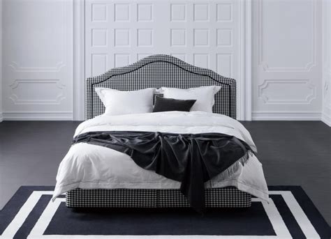 하운드투스 체크로 우아하게시몬스 프레임 아를라 출시 파이낸셜뉴스