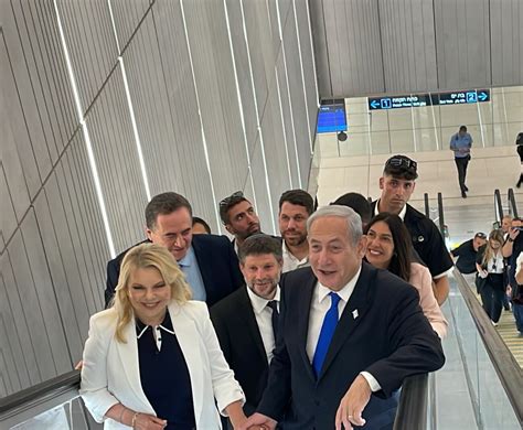 היום הושקה לראשונה הרכבת הקלה הקו האדום הדנקל אשר יחבר בין הערים בת ים תל אביב יפו רמת גן