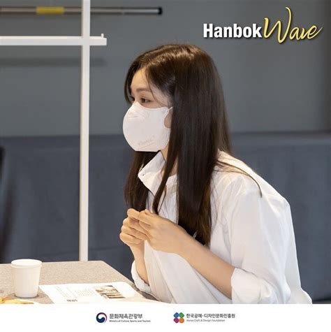 김연아 한복업체 미팅 사진 유머움짤이슈 에펨코리아