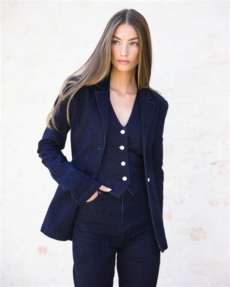 Picture Of Lorena Rae