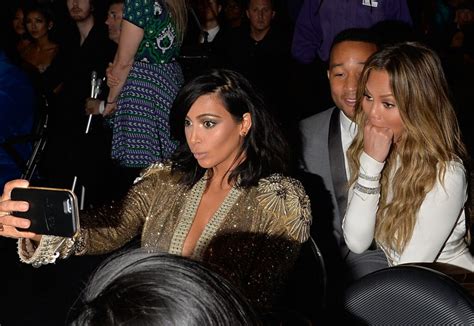 21 Of The Most Epic Celebrity Selfies