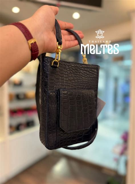 Meltes 𝟐𝟎𝟐𝟓 оны шинэ загвар аргагүй гоё ирсэн байна😍 𝐑𝐈𝐕𝐄𝐑 брэндийн матрын арьсан шинэ