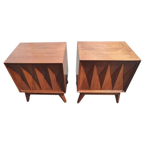 Mid Century King Size Walnut Headboard Attr Albert Parvin For James Cameron For Sale At 1stdibs