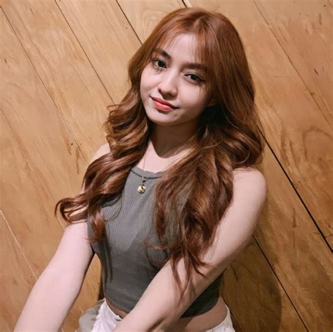 Skinny Girl Body Skinny Girls Ulzzang Korean Girl Fine Girls Cool