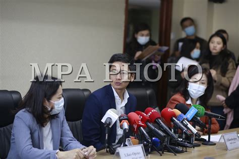 ЭМДЕГ аас хөнгөлөлттэй эмийн цахим жор бичилтийн талаар мэдээлэл хийлээ Mongolian Press Agency