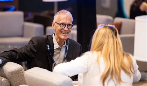 Journey Mapping And Orchestration Engage Customers With Authentic Connection Gartner Marketing