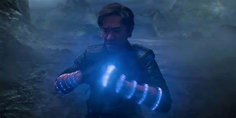 Shang Chi Tv Spot Reveals New Footage Of The Mandarin Using The Ten Rings