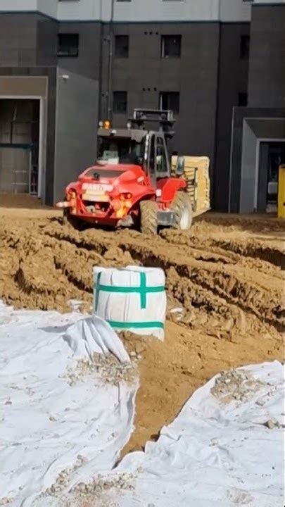 사륜지게차 험지작업 Youtube