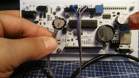 pulse sensor using inviot u1 arduino compatible board instructables