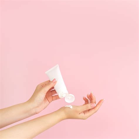 Cracked Splitting Nails