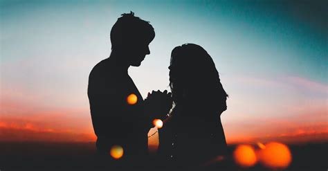 5 Tips For Talking To Your Partner About Swinging