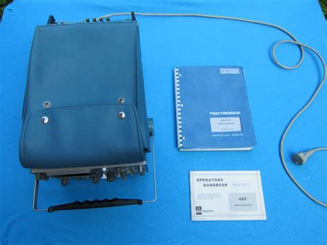 Osciloskop Tektronix 485