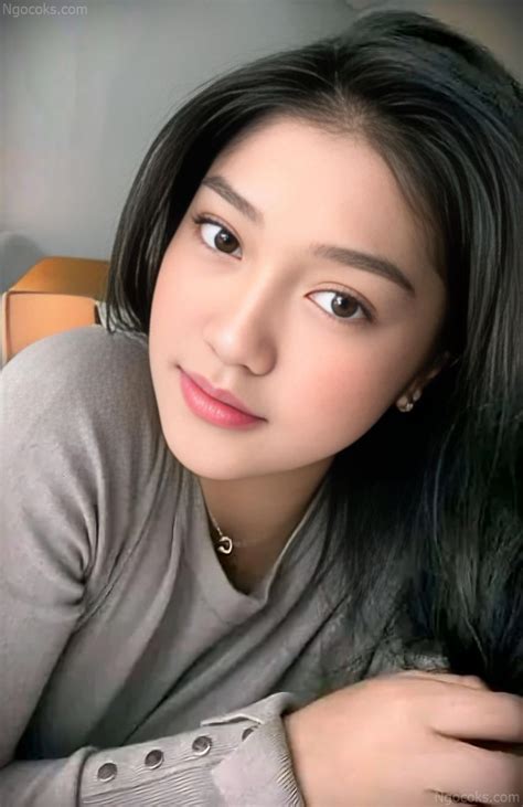 Gadis Pemalu Bermental Baja Cerita Sex