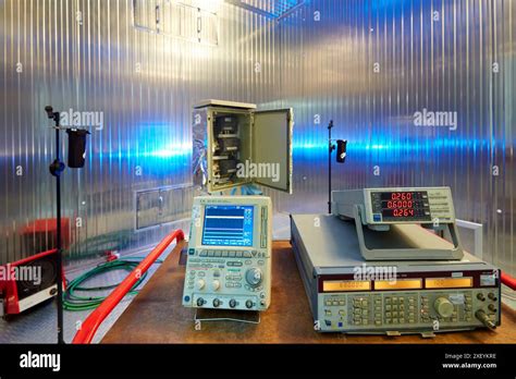 Test Climate At High And Low Temperatures Climate Chamber Artificial