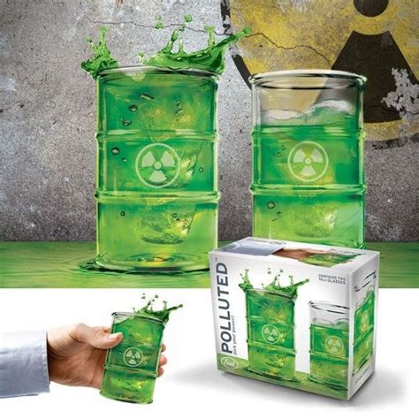 Набор стаканов радиация Удивите друзей налив им сок или чего нибудь погорячее в радиационную