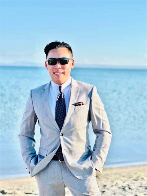 Харьцуулалт Жүжигчин Ж Алтаншагай Амархан үхмээр байгаа бол элэг бөөрний донор хүлээгээд