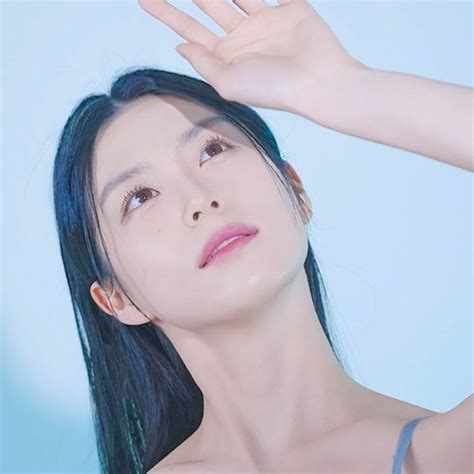 뷰티촬영제품촬영뷰티컨셉촬영제품바이럴 프리티스킨하이드라세럼홍보영상 제품 영상 포트폴리오 크몽