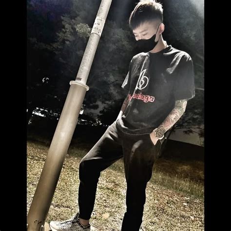 俊曜 yo 0303 Threads Say more 俊曜 yo 0303 Threads Say more