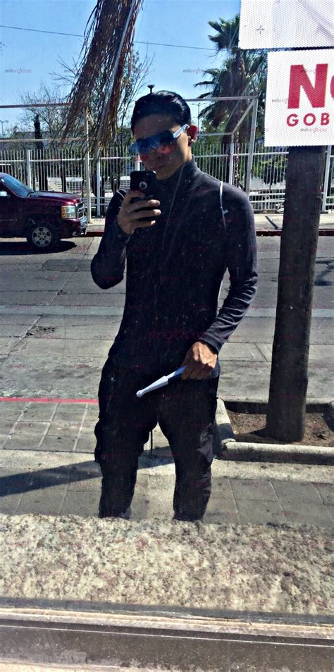 Chico Cien Por Ciento Pasivo Sumiso Complaciente Y Obediente 23829404