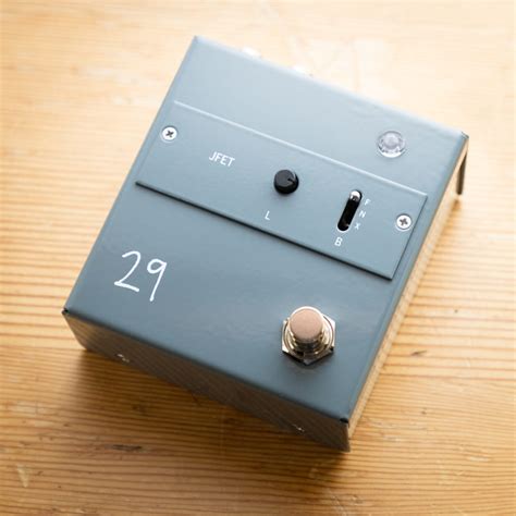 The Jfet New Boost From 29 Pedals Mass Resonator