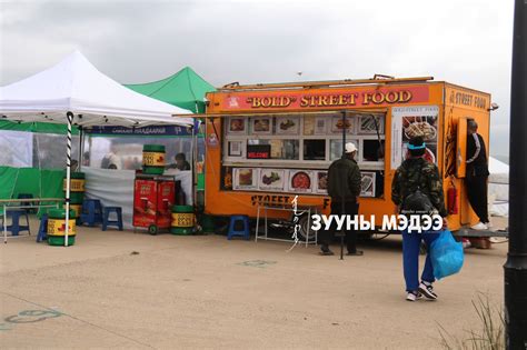 ФОТО Хүй долоон худагт хуушуур элбэг айраг бага байна