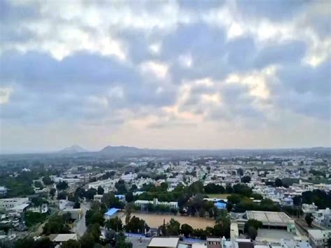 17 बँका असलेले भारतातील एकमेव गाव जगभरातील मोठ्या बँकाना इथं का सुरु