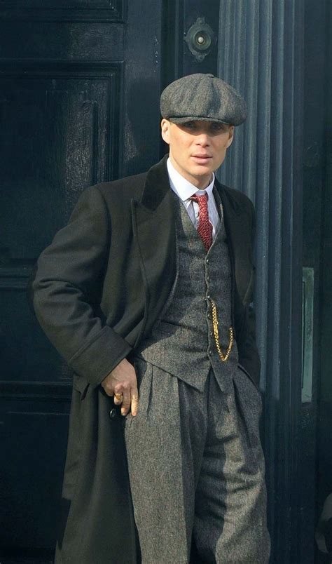 Amazing Peaky Blinders Outfit Men Background