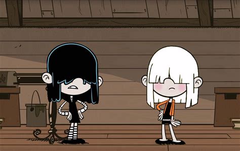 Lucy Lincy Spooky Alt By Berryglow On Deviantart