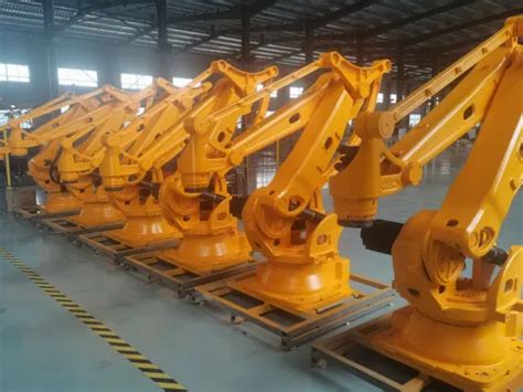 Efficient Palletizing Robot Completes Palletizing Automated