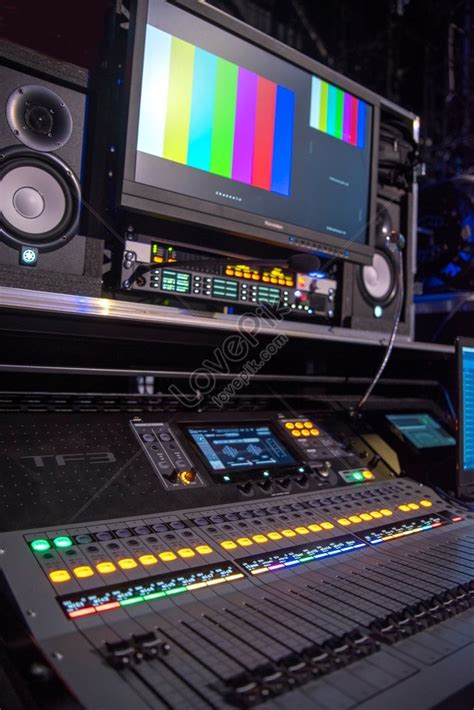 프로그램 촬영 및 뉴스 보도를 위한 Tv 스튜디오 사진 무료 다운로드 Lovepik