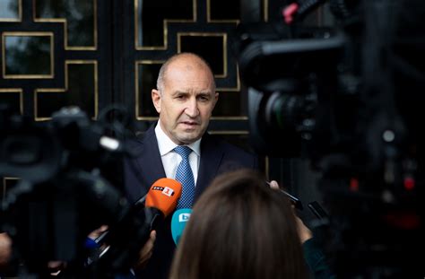 САМО В ПИК Ето колко ни струва издръжката на разединителя Румен Радев Информационна агенция ПИК