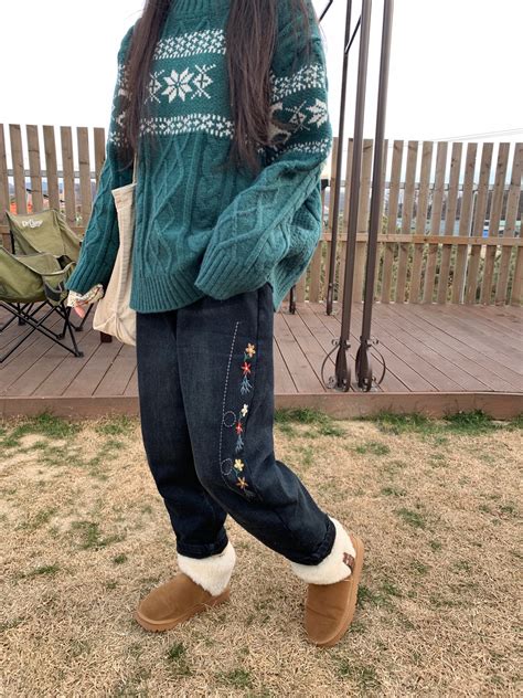 윈터 꽃자수 기모 밴딩 청바지 하구미 스즈코 빈티지 모리룩 크리스마스