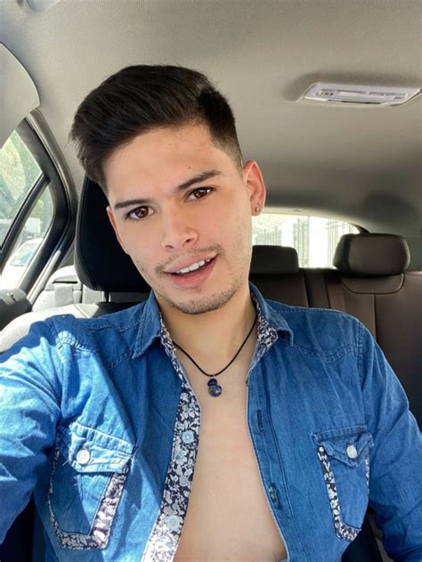 Jovencito Venezolano Reci N Llegado Atracti Modelo Santiago Doplim