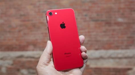 Hands On With Apples New Red Iphone 8 And 8 Plus Cnet