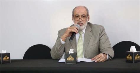 أستاذ فقه بالأزهر الشريف فرضية الحجاب لا تتغير بتغير الزمان ولا المكان