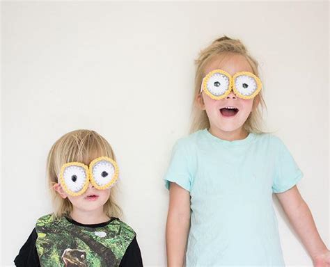 How To Make Minion Goggles Out Of Paper