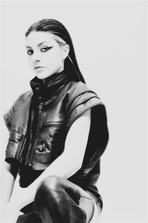 Naeva Nualas Sticks And Stones Mothership