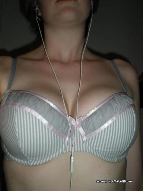 Collection Of Busty Amateur Chicks Posing For Their Bfs Porn Pictures