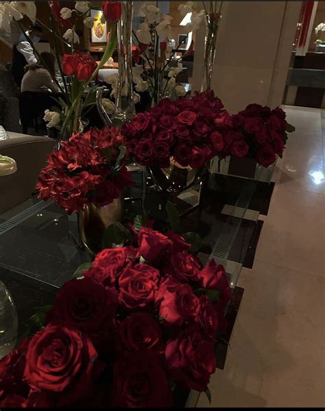 Red Roses Femme Fatale Aesthetic Artofit