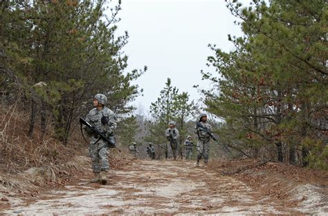 Signal Soldiers Improve Warrior Skills With Ied Training Article