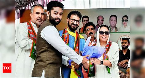 Article 370 Bjp Celebrates Article 370 Abrogation Anniv Srinagar