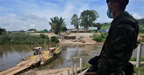 “미얀마 반 군정 세력 미얀마군 공격…5백여 명 태국으로 탈출”