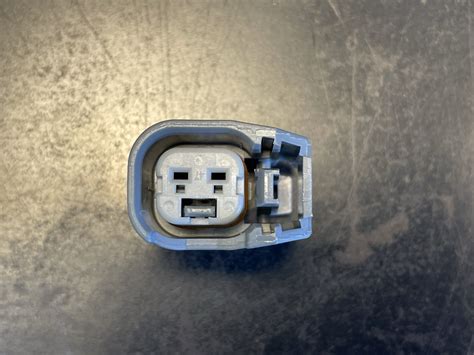 Uscar Ev6 Injector Connector Grey Pt Motorsport
